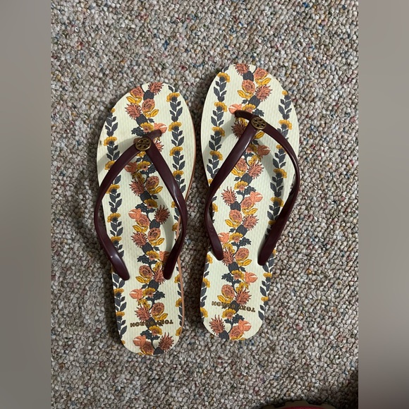 Shoes | Tory Burch Flip Flop | Poshmark